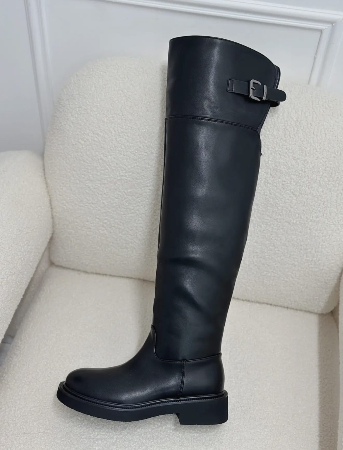 Botas “Over-the-Knee” modelo raso – Biba Concept Store